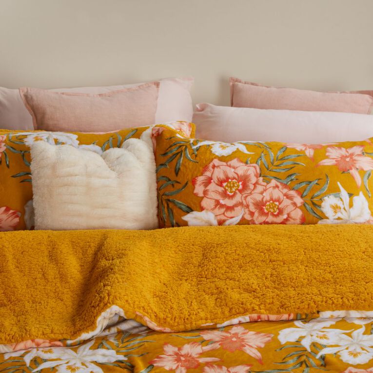 Living & Co Plush & Sherpa 3 Piece Comforter Set Jesse Yellow Queen ...