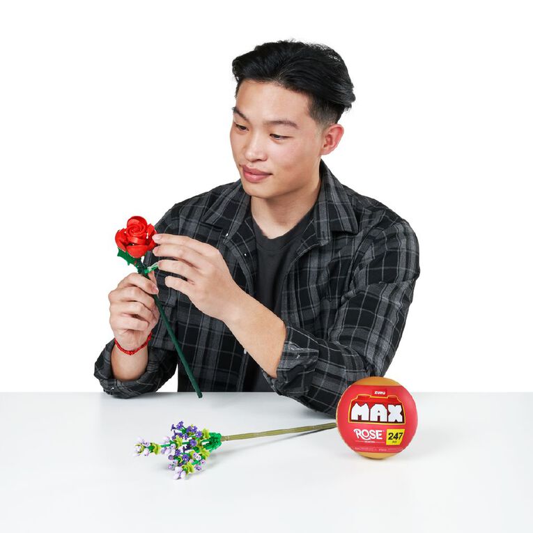 Zuru Max Premium Rose Collection Series 1 | The Warehouse