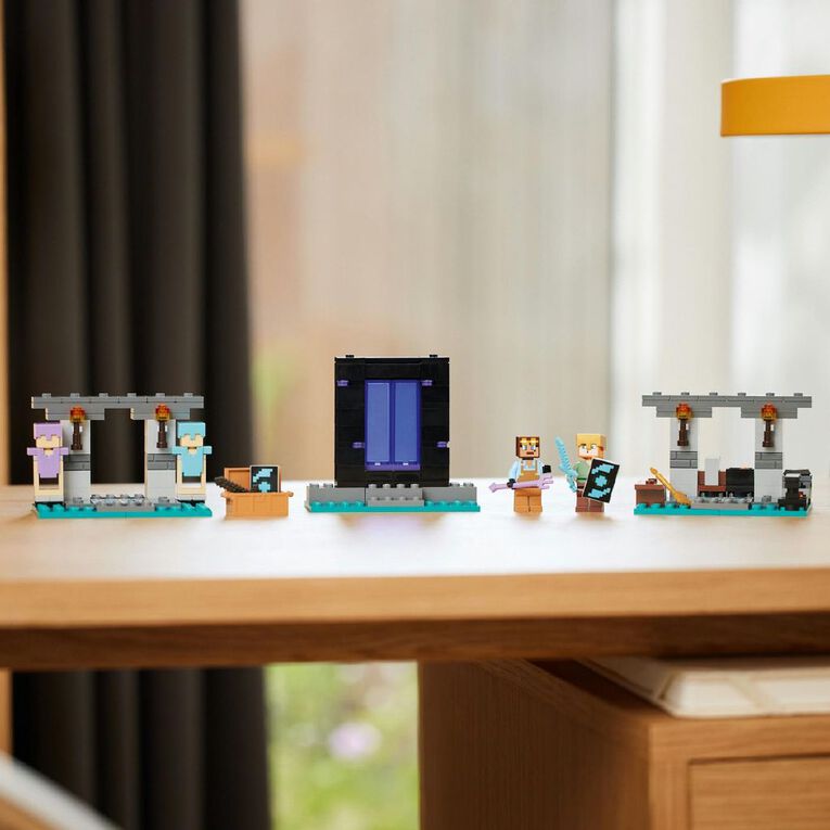 LEGO Minecraft The Armory 21252 | The Warehouse