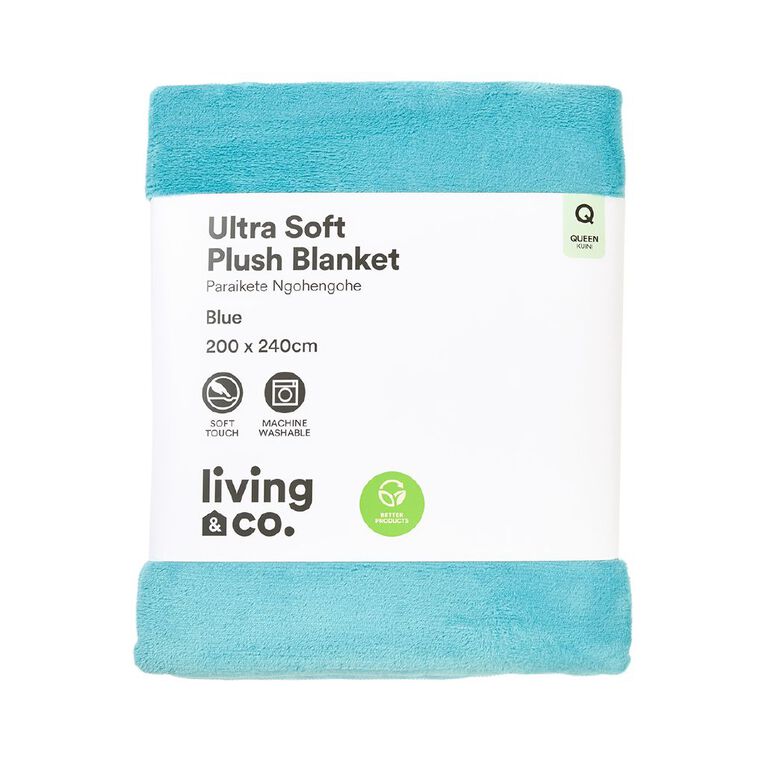Living & Co Ultra Soft Plush Blanket Blue | The Warehouse
