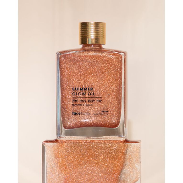 Face Facts Shimmer Glow Oil | The Warehouse