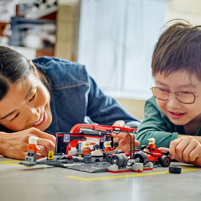 LEGO CITY F1 Pit Stop & Pit Crew with Ferrari Car 60443 | The Warehouse