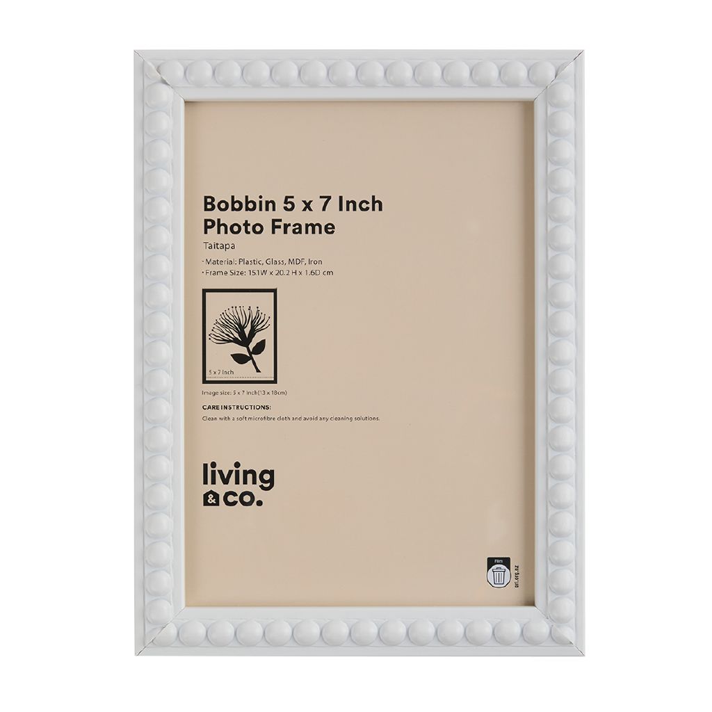 Living & Co Bobbin Frame White 5in x 7in White | The Warehouse